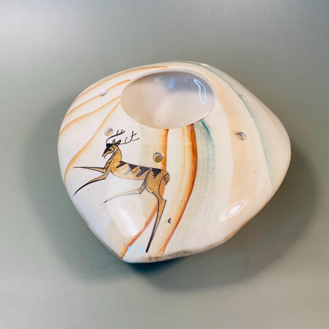 Babbacombe Pottery Lauriana Studio Cave Painting Hand Painted Posy Vase ...