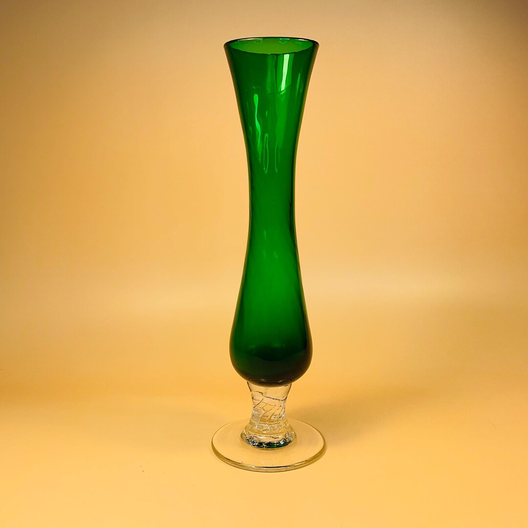Vintage Emerald Green Glass Fluted Bud Vase - 60s Retro Home Decor ...