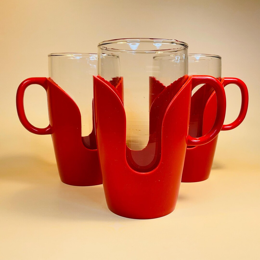 Set of 3 JAJ Pyrex drinkups Tall Glasses With Plastic Holders / for Hot ...