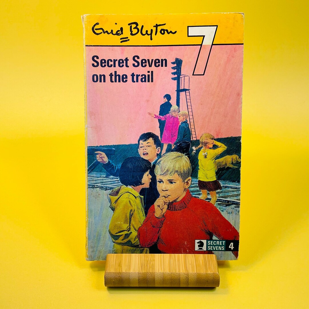 Vintage 1976 ‘secret Seven on the Trail’ by Enid Blyton / Knight Books ...