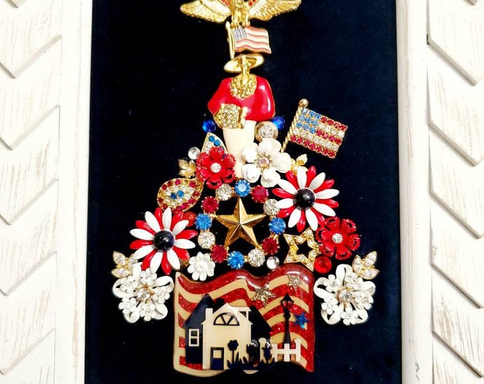 Patriotic Tree in Red, White & Blue With Eagle, Flag and Rhinestones - Etsy