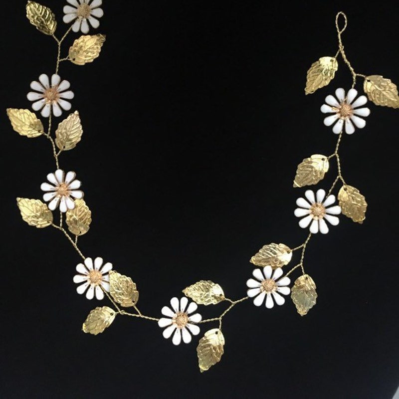 Daisy Accessories - Etsy