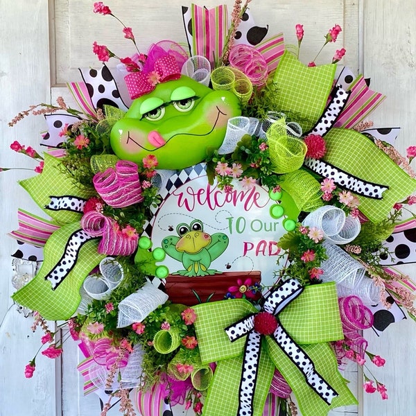 Frog Wreath - Etsy