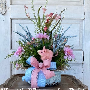 Farmhouse Centerpiece, Summer Table Arrangement, Pig Centerpiece, Prim ...