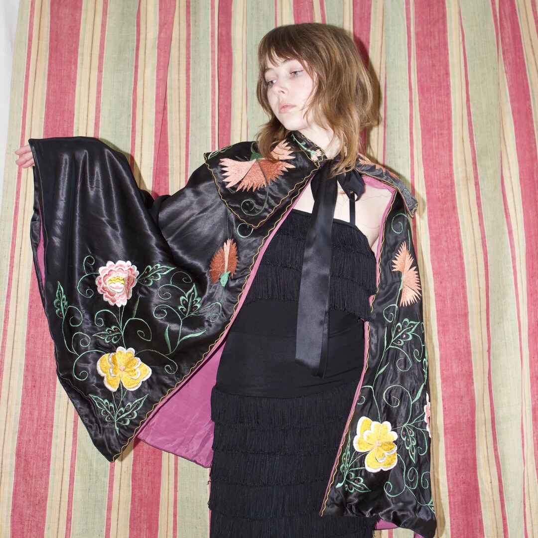 RESERVED*** Vintage 1940s Cape Densely Embroidered Silk Satin Matador ...