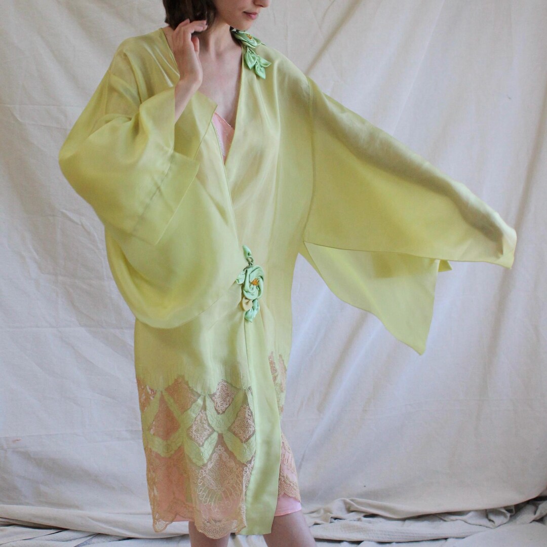 Antique 1920s Silk Robe Chartreuse Ecru Tambour Lace Ribbonwork Dressing Gown Art Nouveau - Etsy