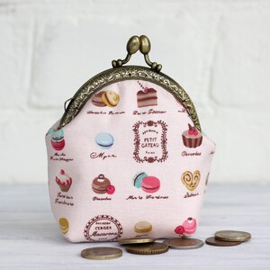 Metal Frame Change Purse, Macarons Coin Purse Pastel Pink Cotton Fabric ...