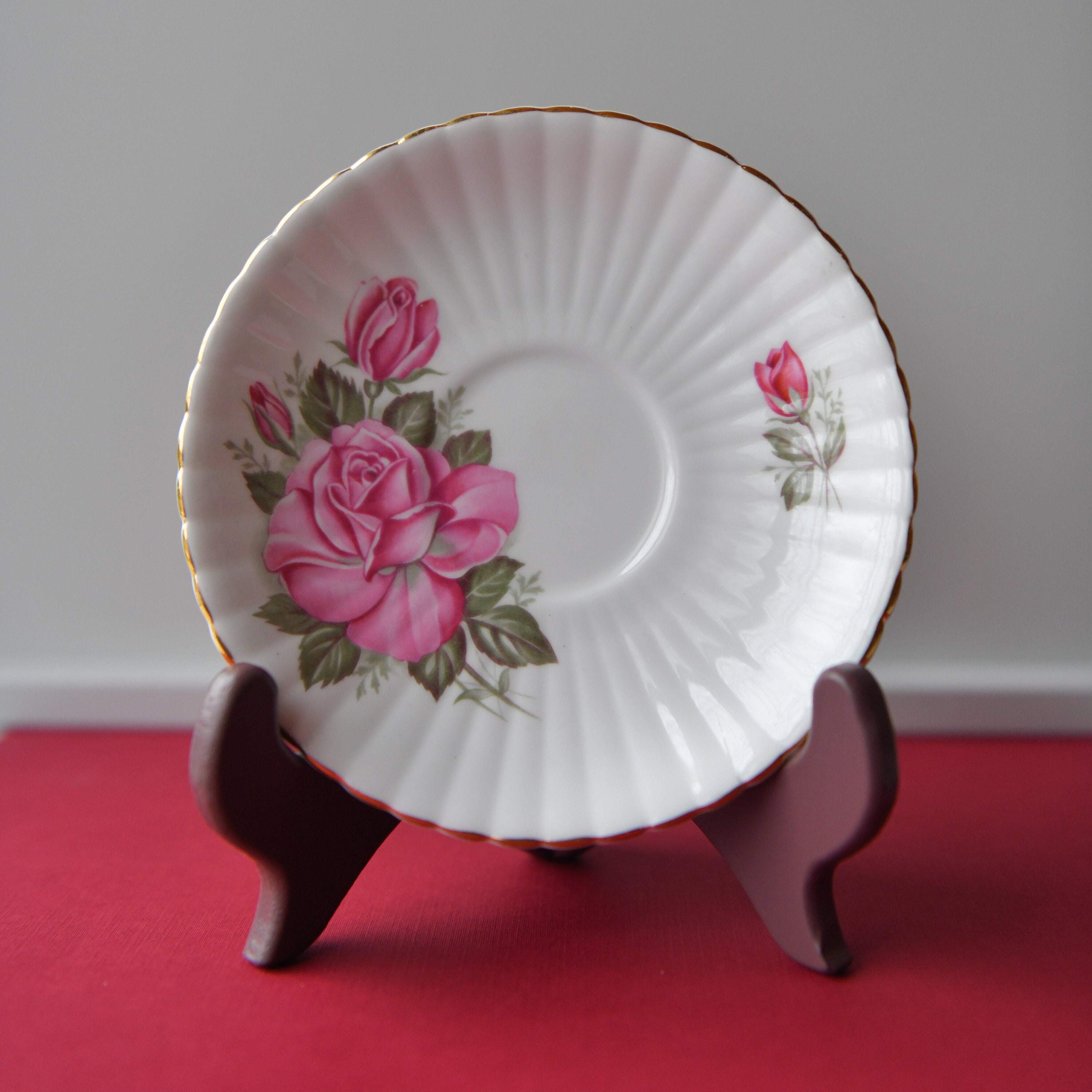 Royal Windsor Bone China Saucer Pink Rose Pattern With Gold Rim - Etsy