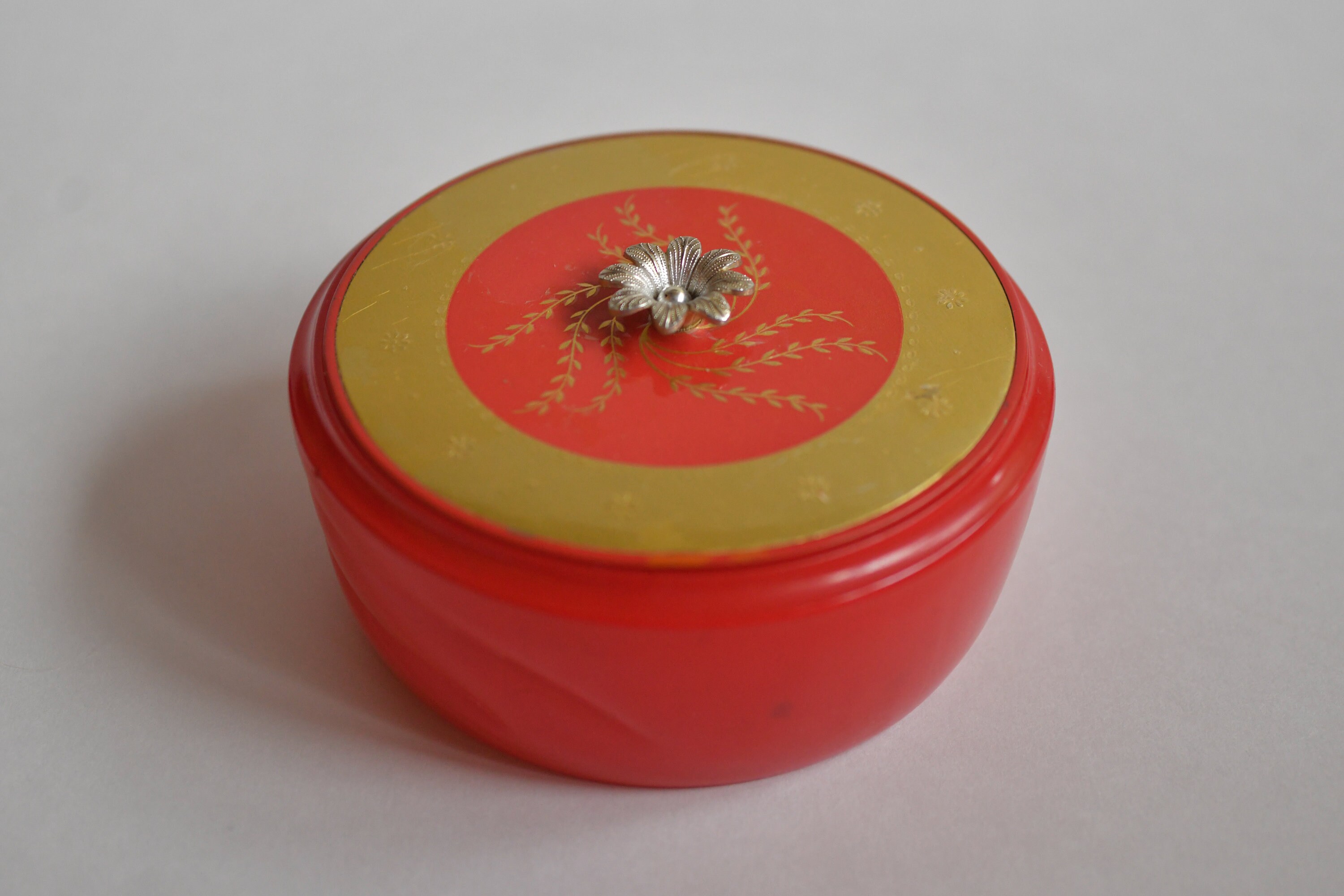 1960's Avon Orange/red and Gold persian Wood Beauty Dust Powder ...