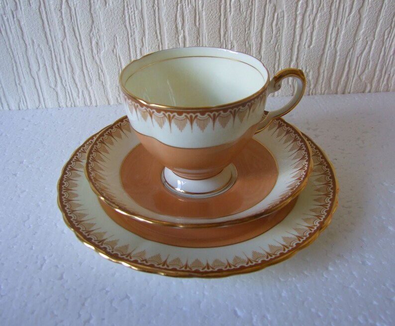A Nice Vintage Pastel Plant Tuscan Trio in Very Good Condition. Date ...