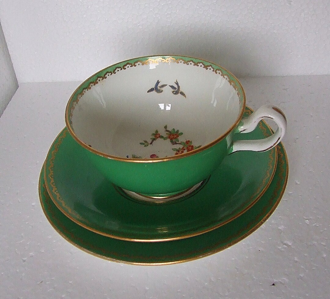 Antique Green Chelson New Chelsea Hand Painted , Made in Longton ...