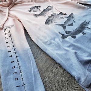 Women's Fish fishing Shirt With Ruler to Measure Fish Ladies T-shirt ...