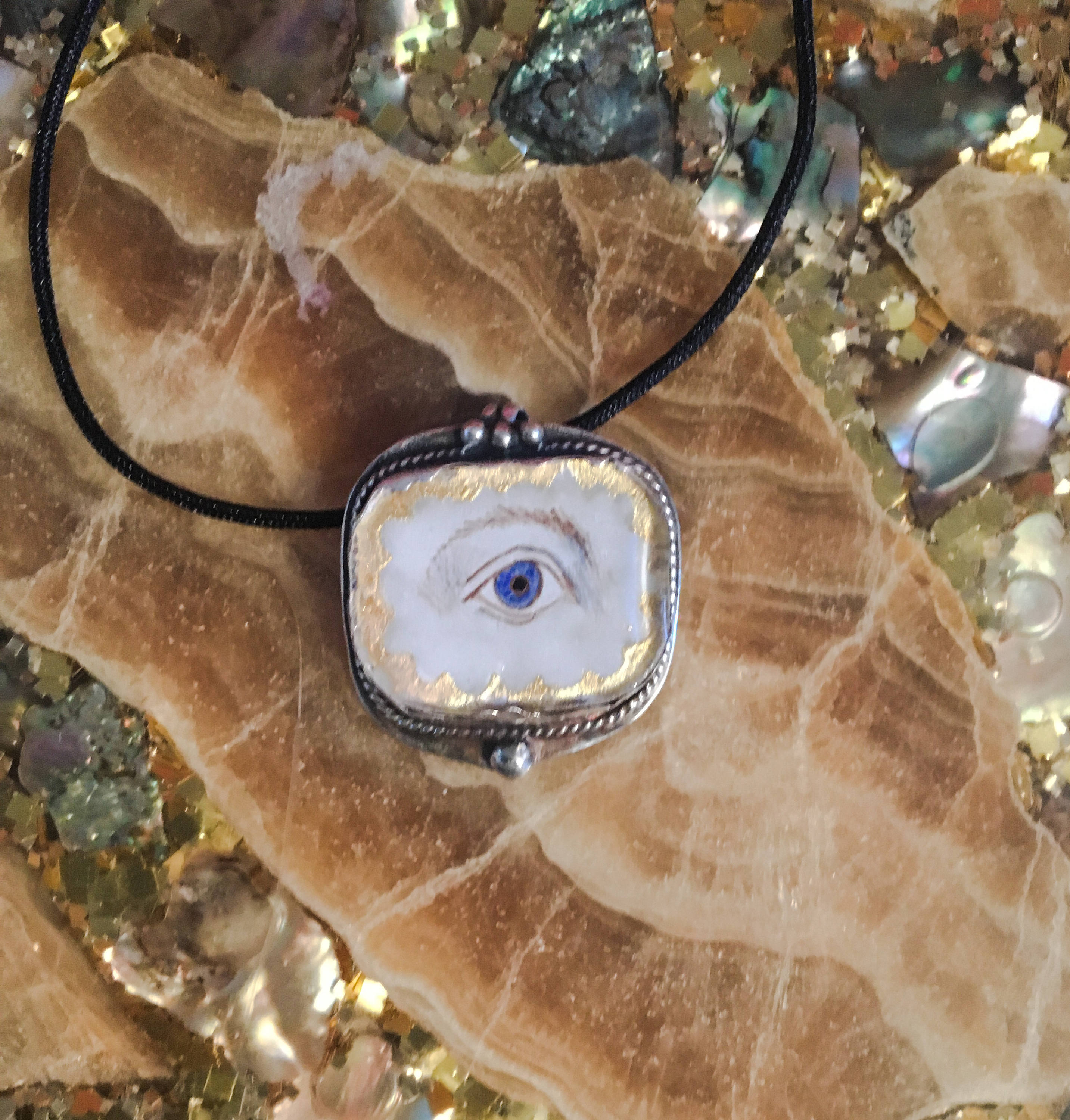 Colgante de plata de ley Ojo del Amante de Julia Gombert - Etsy España