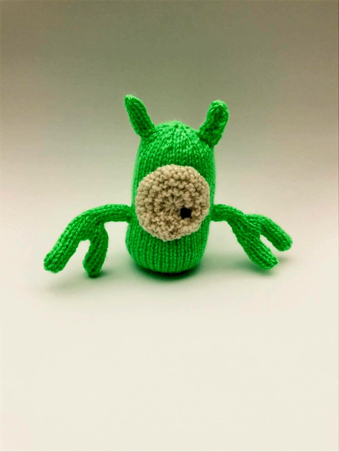 Knitted Alien / Monster Peluche Tricoté à la main - Etsy France