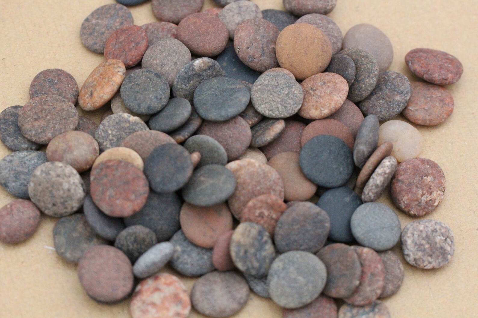 Round Beach Stones Tiny 100 Pcs - Etsy