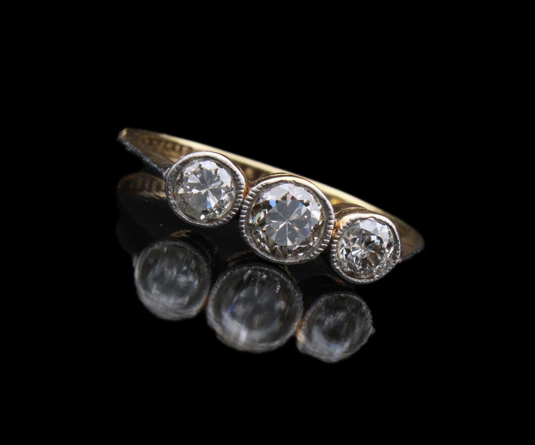 Vintage 18K Gold Diamond Engagement Ring: Platinum Setting, UK ...