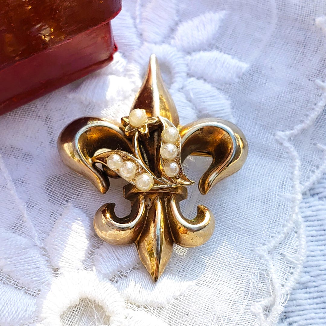 Vintage Fleur-de-lis Pin W/ Faux Seed Pearls, Antique Pins, Gold Gilt ...