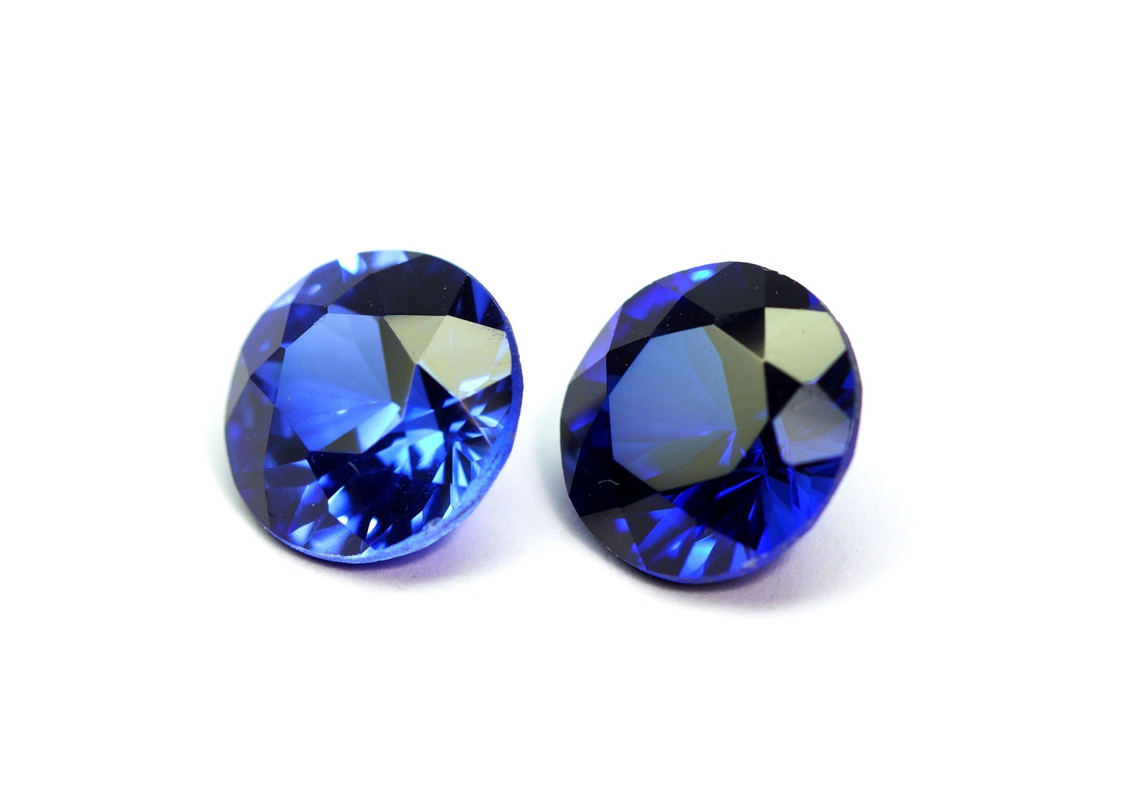 PIERRE SAPHIR BLEUE Pierre précieuse saphir bleu Paire | Etsy