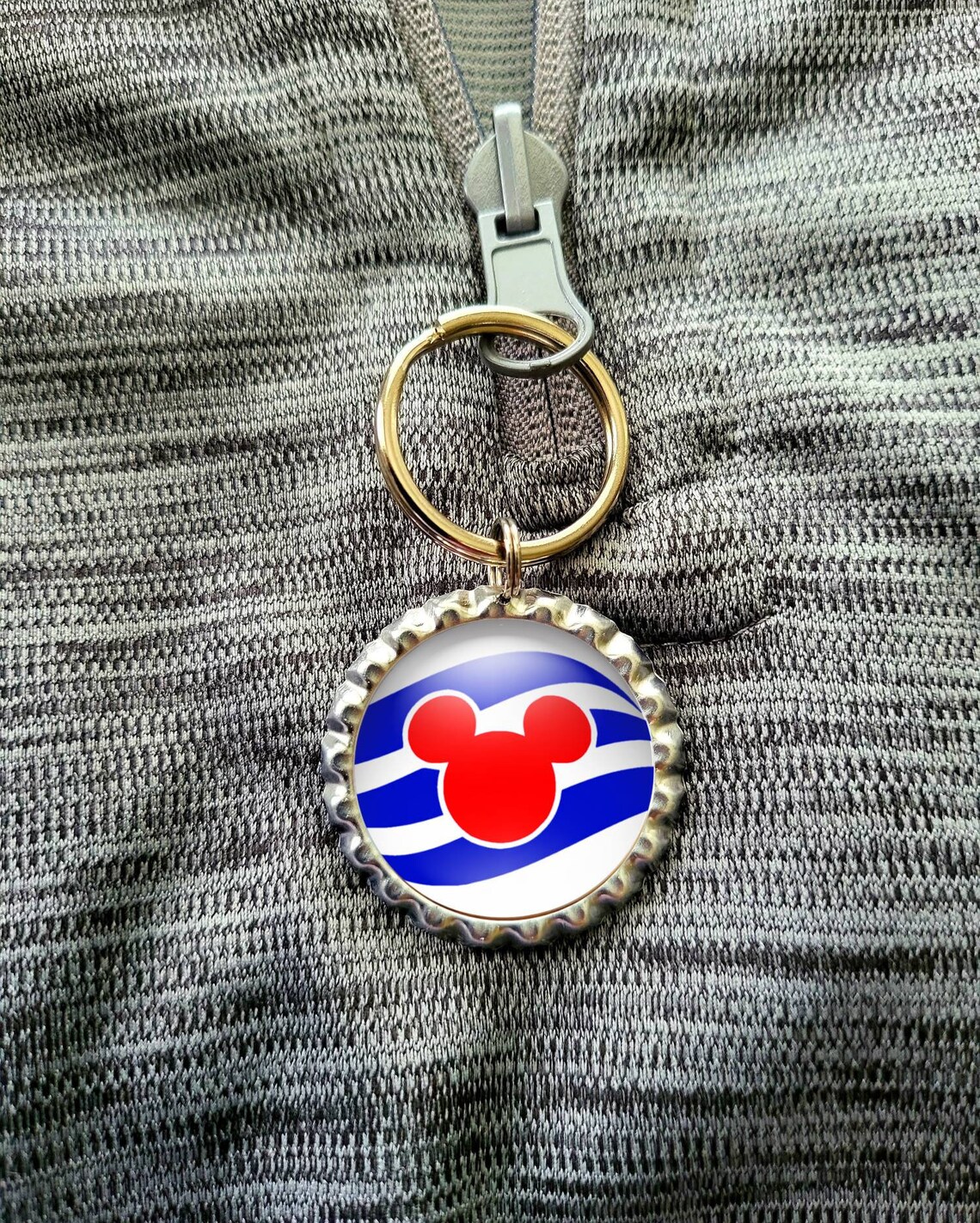 Fish Extender DCL Logo Disney Keychain Keyring Stocking - Etsy