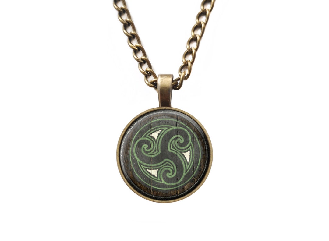 Necklace Skyrim Morthal Hold Shield - Etsy