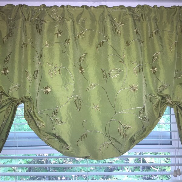 Green Valance - Etsy