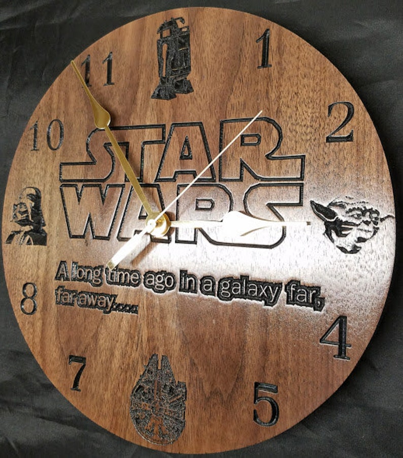Star Wars Clock/ Yoda R2D2 Millenium Falcon Darth Vadar/ - Etsy