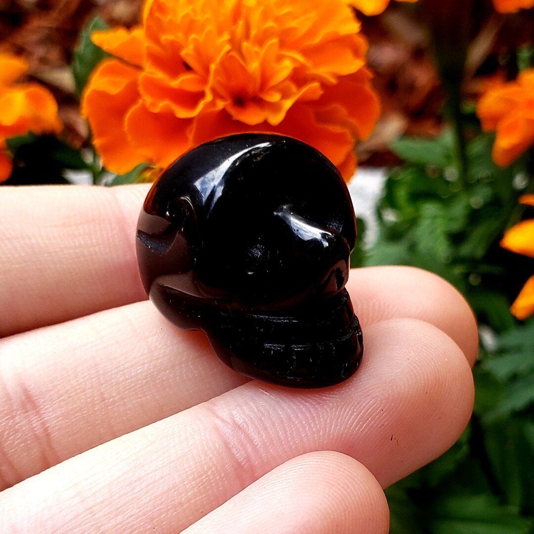 Black Obsidian Hand Carved Skull Polished Natural Cut Base Healing ...