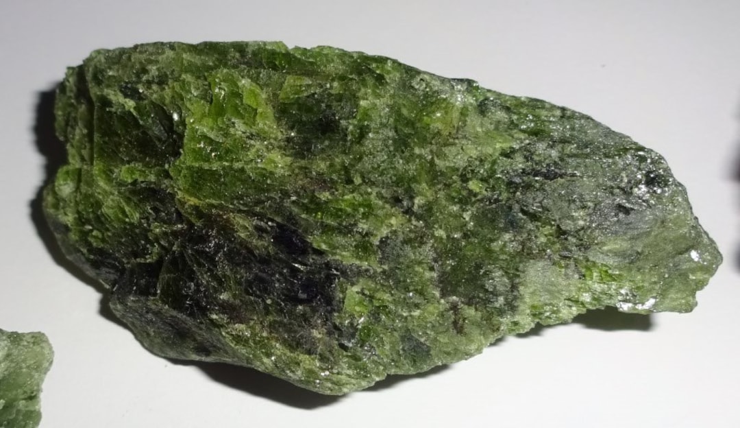 Diopside A Grade Raw Rough 100% Natural Healing Heart Chakra Crystal ...