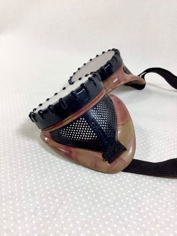 1940s Wilson Motorcycle Goggles with Mesh Sides and E… - Gem