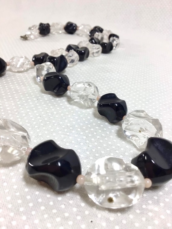 1960s Graduated Lucite Black and Clear Twist Bead 28”… - Gem