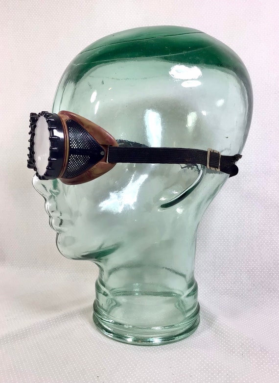 1940s Wilson Motorcycle Goggles with Mesh Sides and E… - Gem