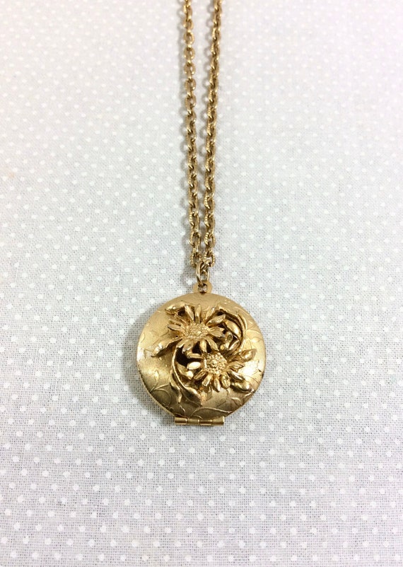 1960s Gold Floral Round 2-Photo Locket on 18 Inch Gol… - Gem