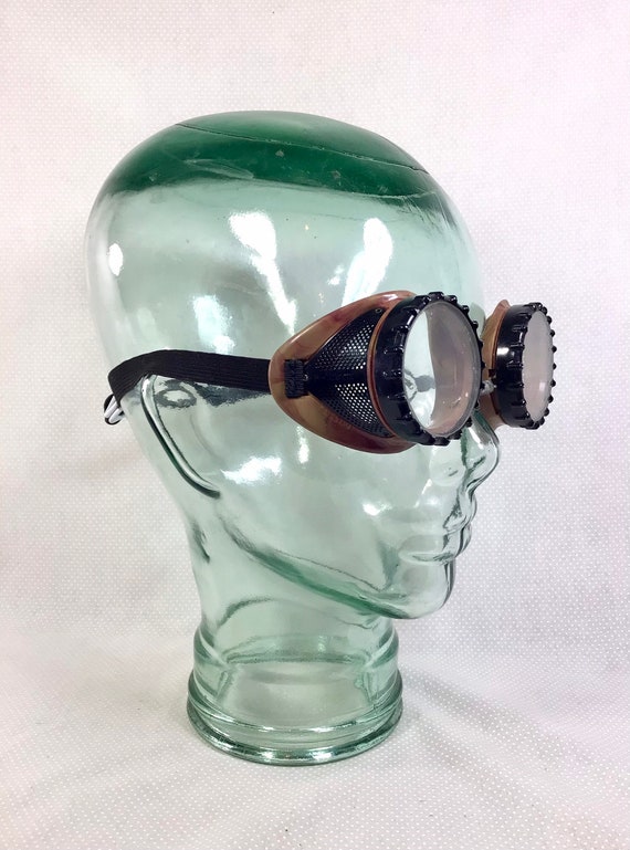 1940s Wilson Motorcycle Goggles with Mesh Sides and E… - Gem