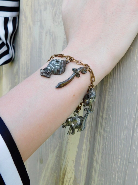 1940s Circus Themed Chain Charm Bracelet - Gem