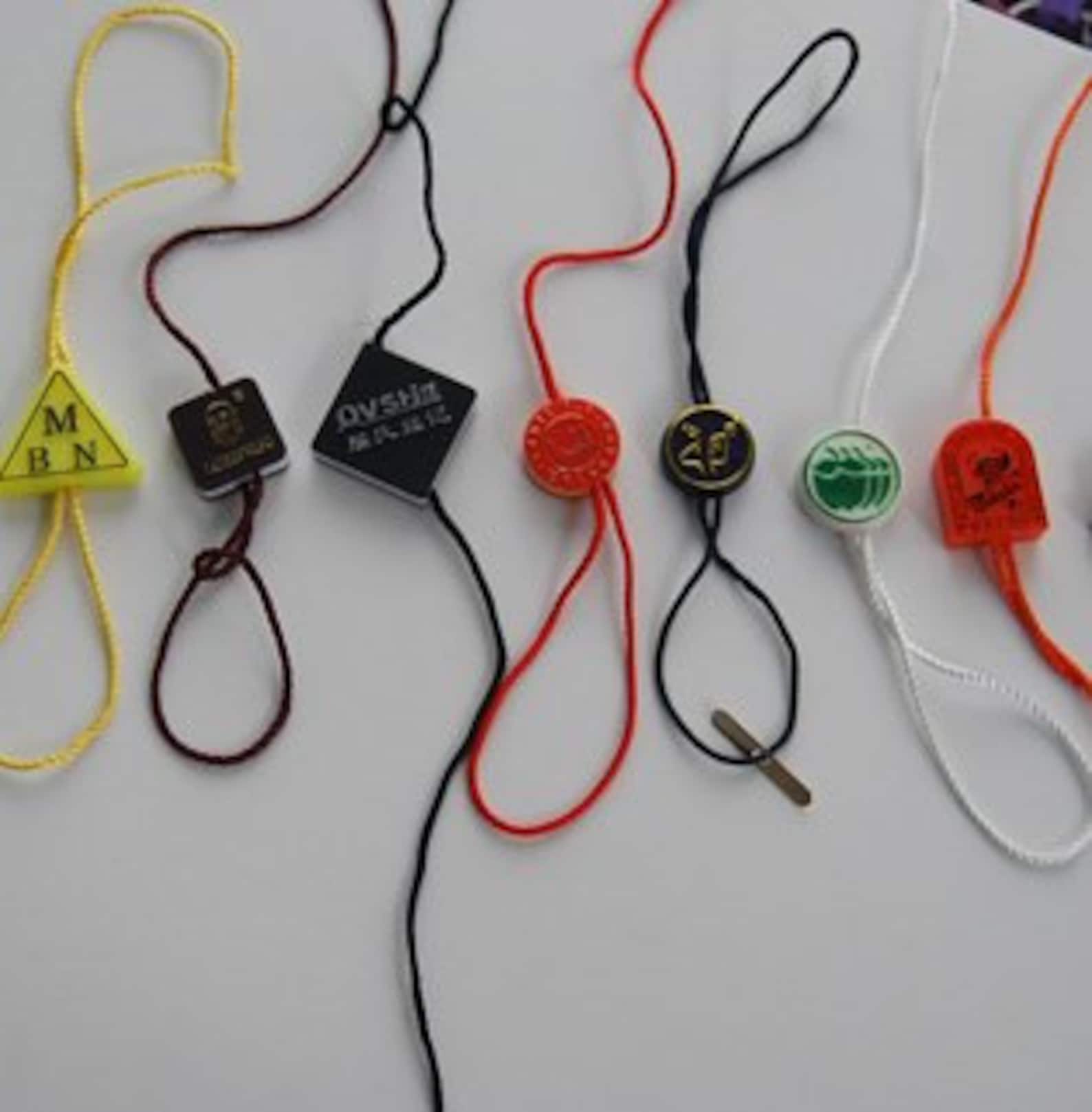 500 Custom Seal Tag for Hangtag Seal Tags Plastic Seal - Etsy