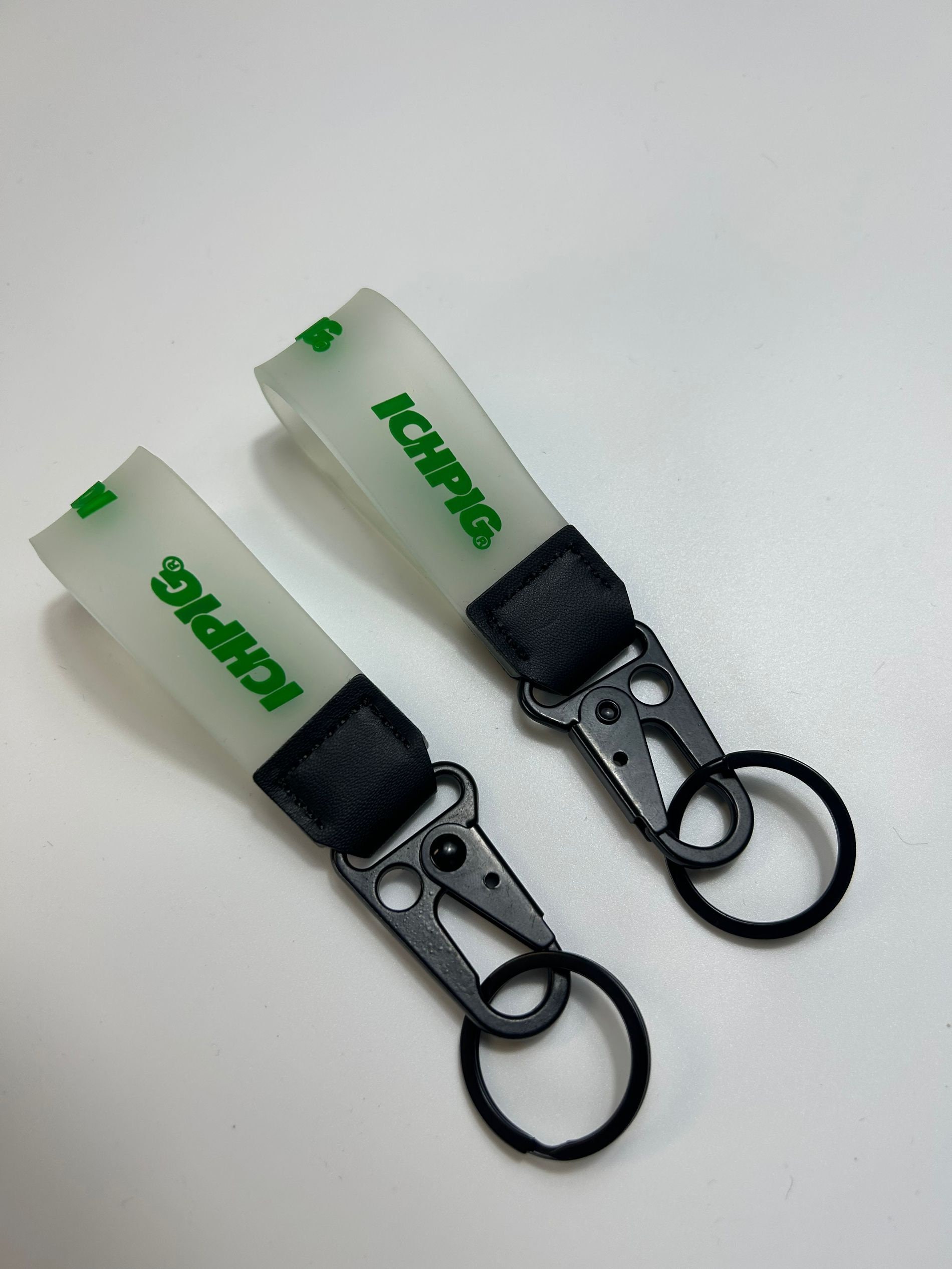 Custom PVC Keychian, Customisable Strap Key Chains, Key Fobs, Wrist ...