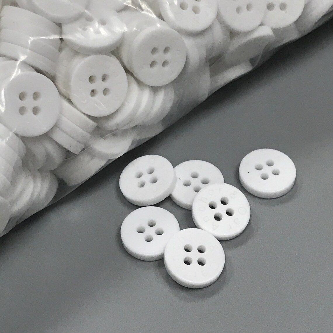 500 Custom Resin Button resin buttons round buttons school | Etsy