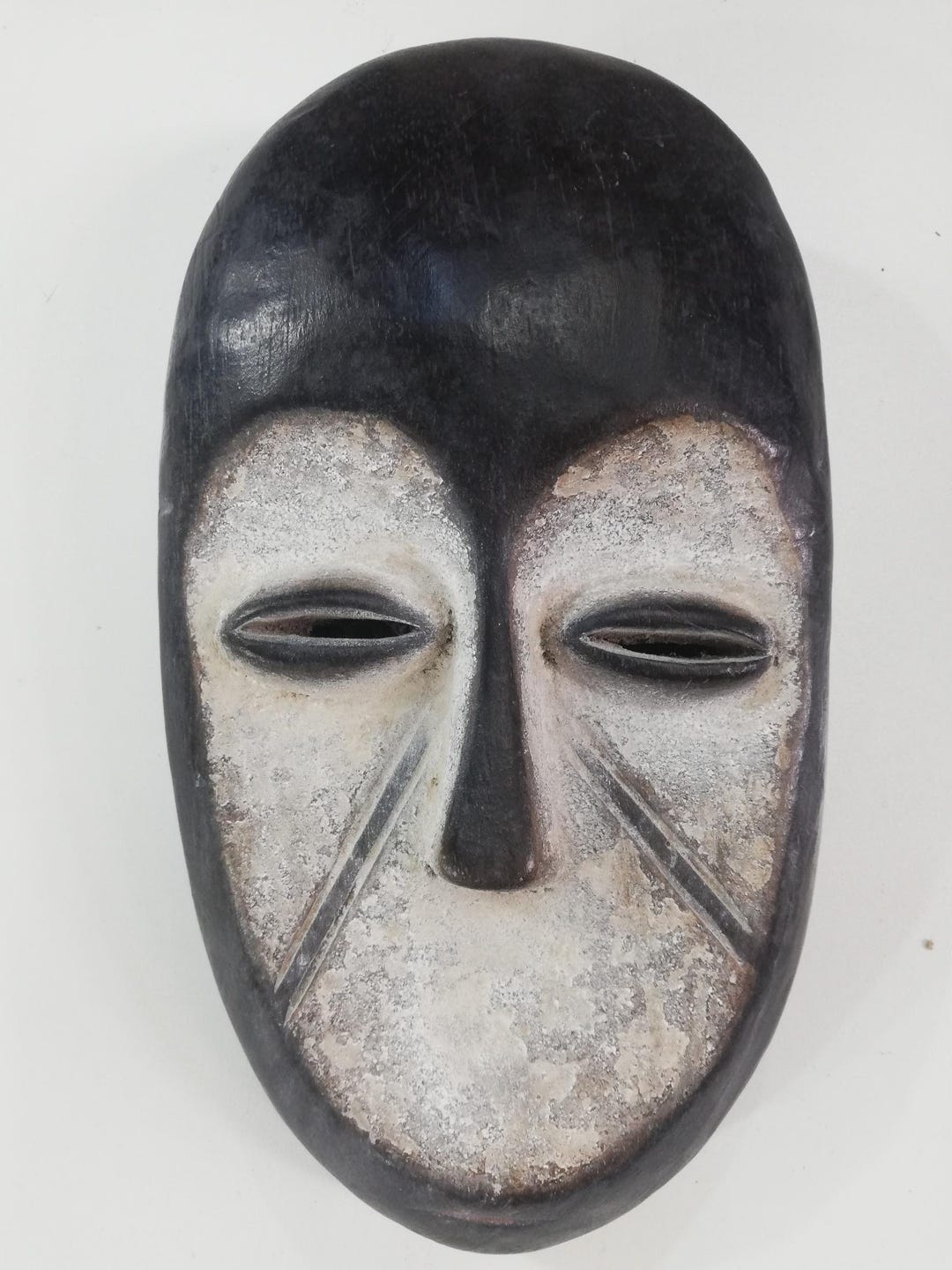 African Mask From the Kwele Tribe - Etsy
