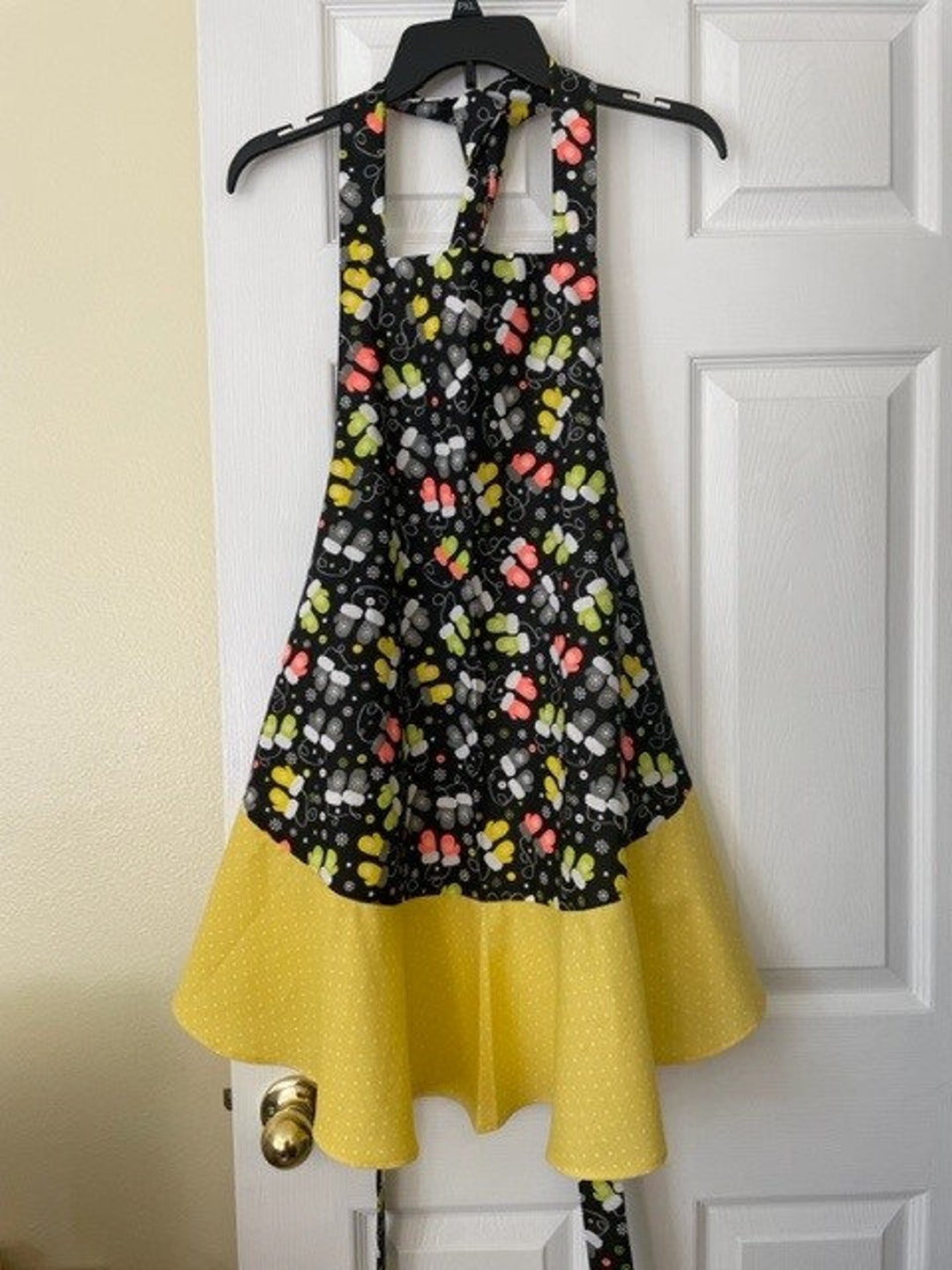 Handmade Vintage Aprons - Etsy