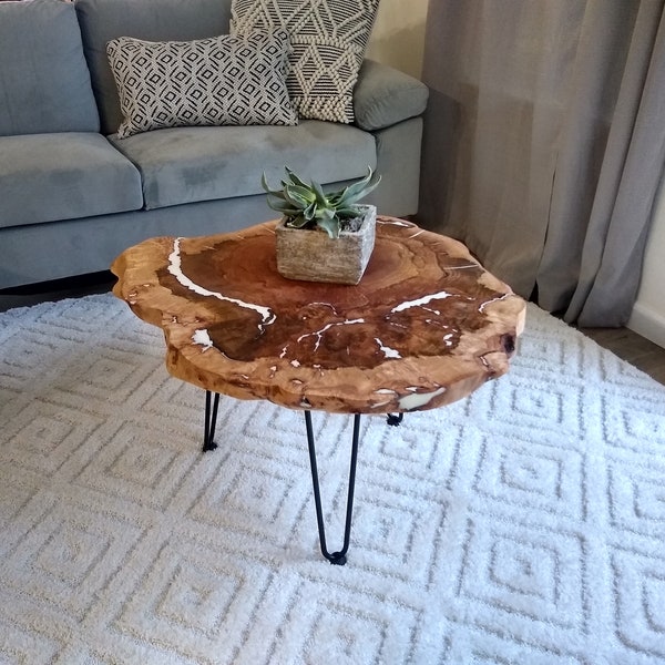Red Oak Epoxy Table - Etsy