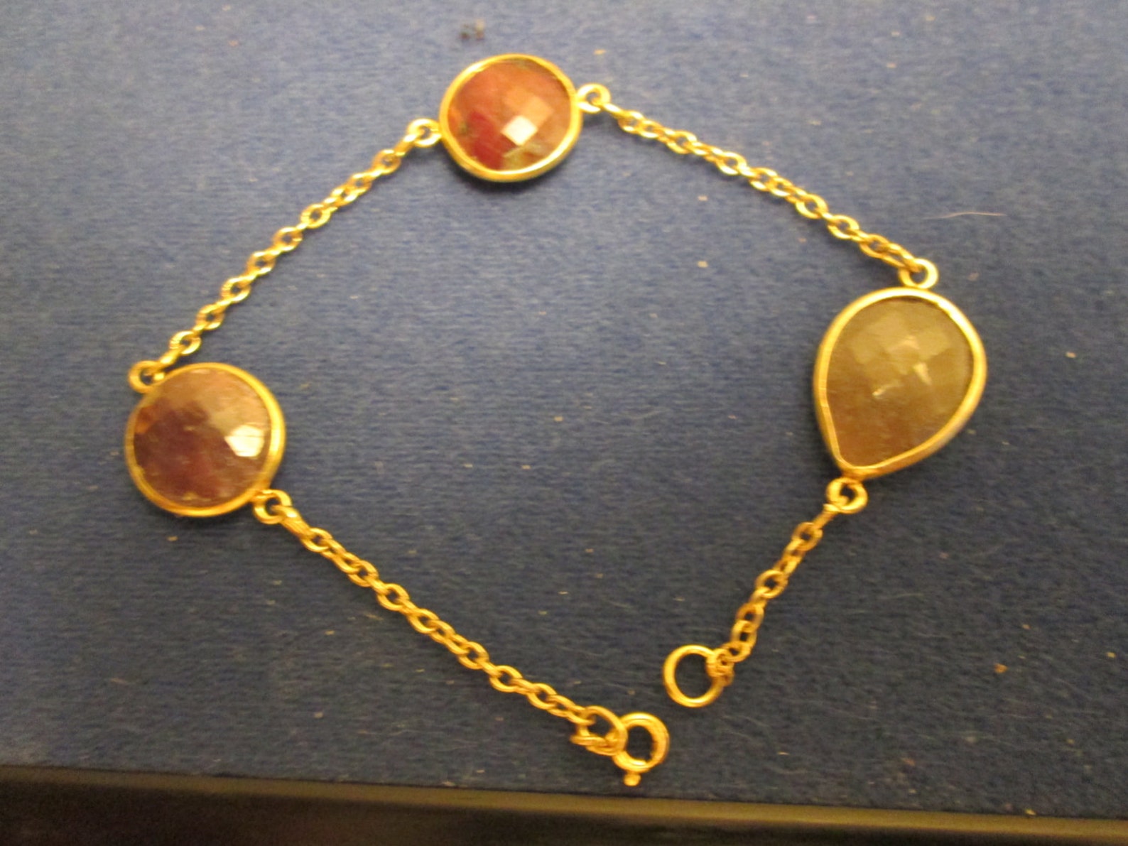 3.20ctw Three Natural Fancy Red Sapphires 14k Gold/925 - Etsy