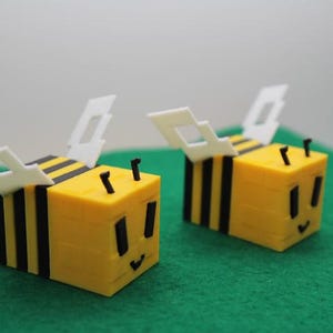 Grow a Garden Bee Figurine | 3D Printed Roblox Gamer Decor - Etsy