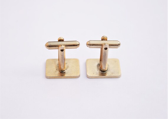 Plain Gold Diamond Cut Rectangular Shape Cufflinks, 1… - Gem