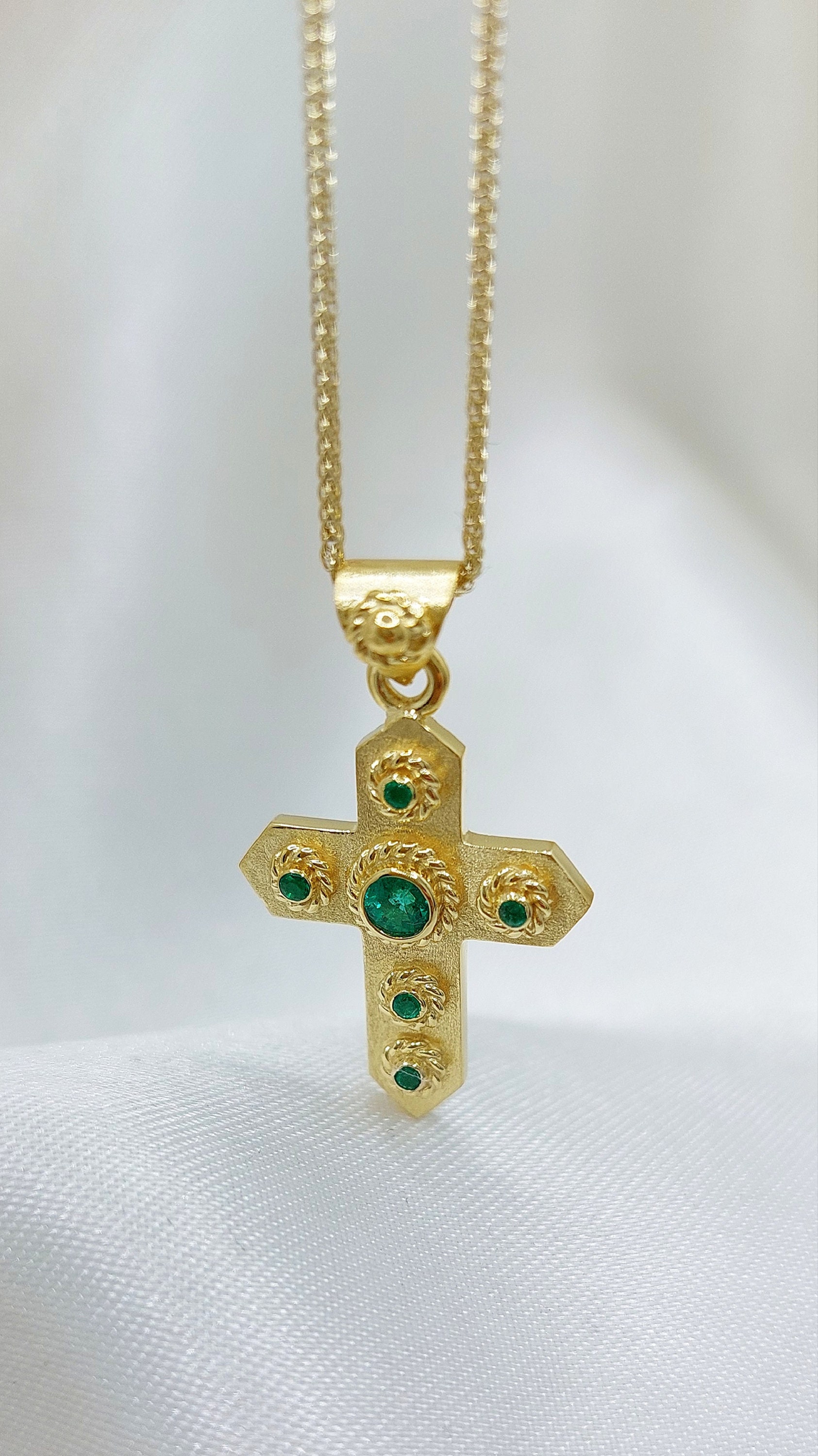 Βyzantine Handmade Gold Cross With Natural Emerald in the Center ...