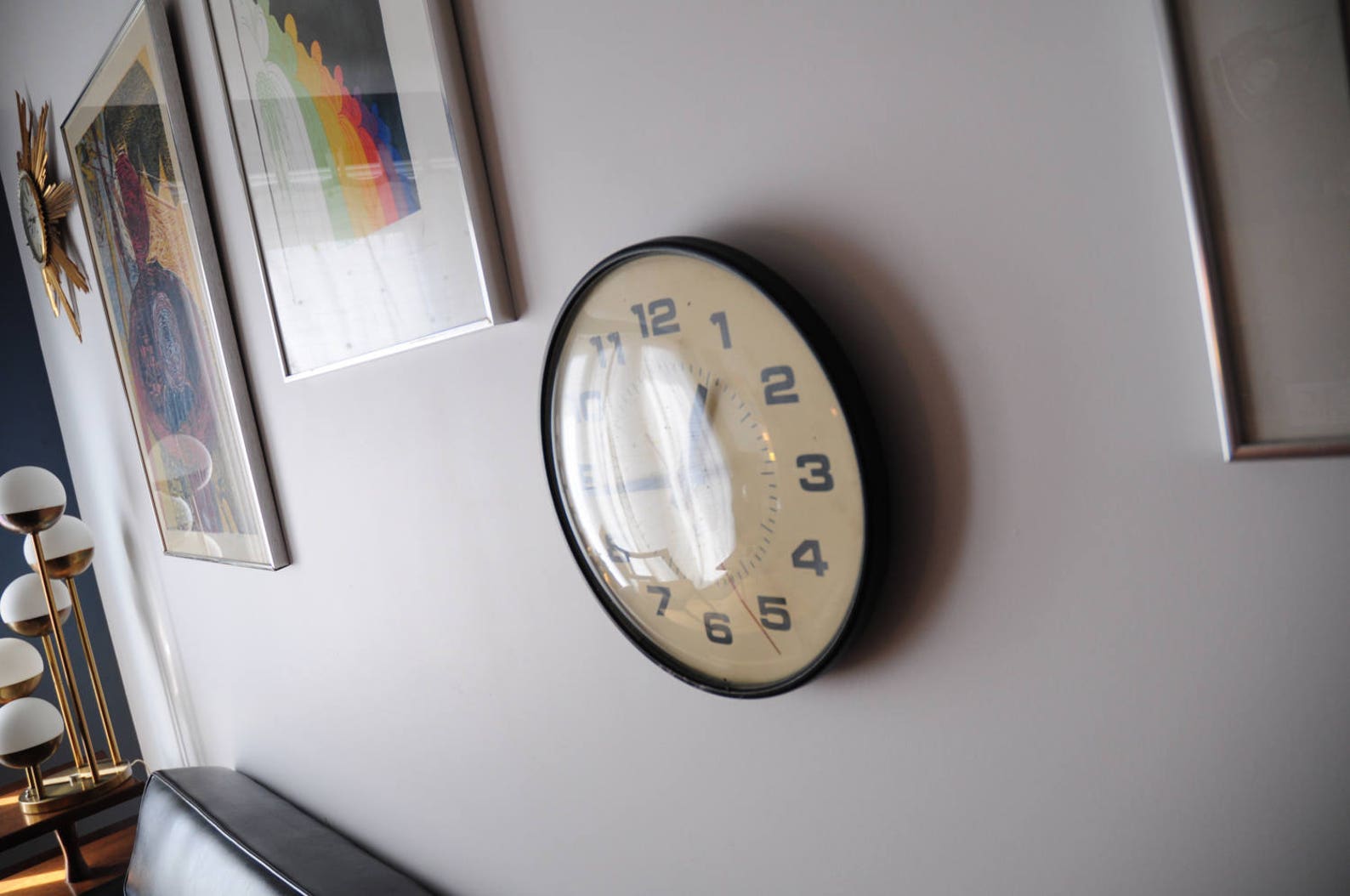 Vintage Industrial Clock / Metal Frame / Glass Front - Etsy
