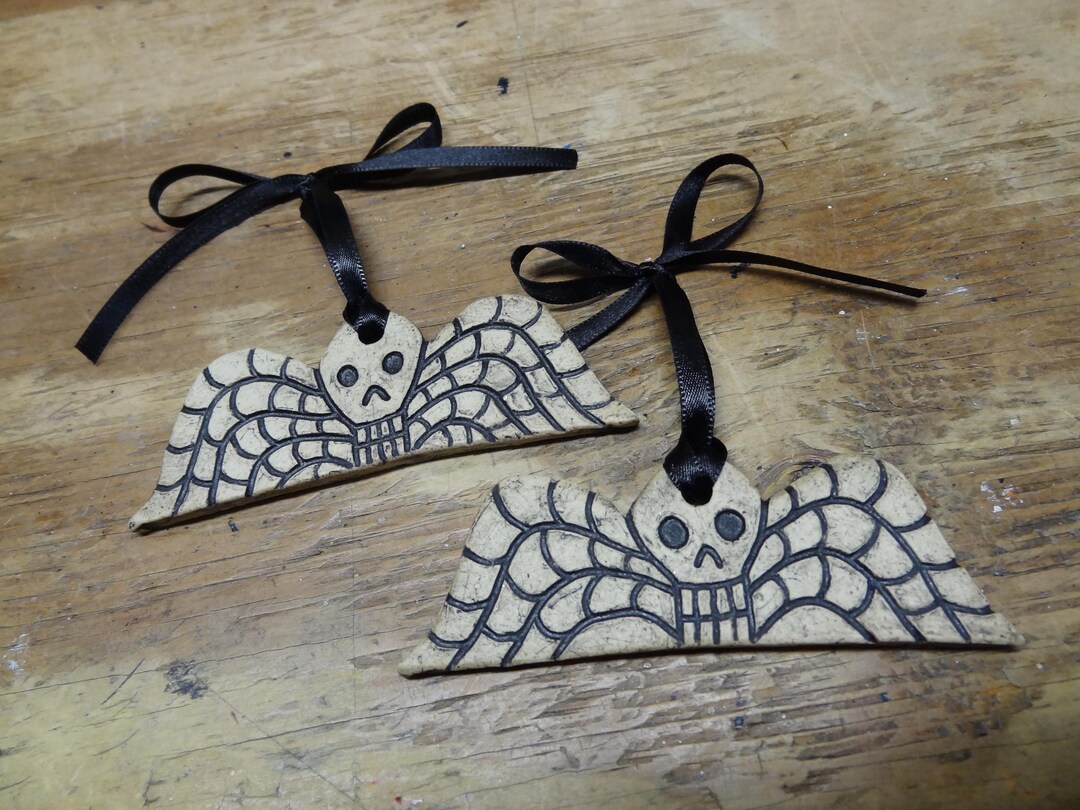 Two Death's Head Ornaments 2 Winged Skull Ornaments Gravestone Skull ...
