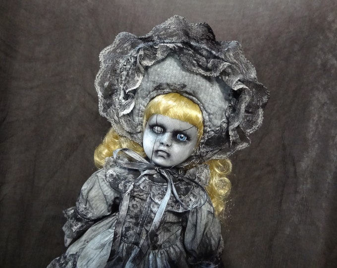 Creepy Old Fashioned Ghostly Girl Doll Spooky Doll Macabre Decor Horror ...