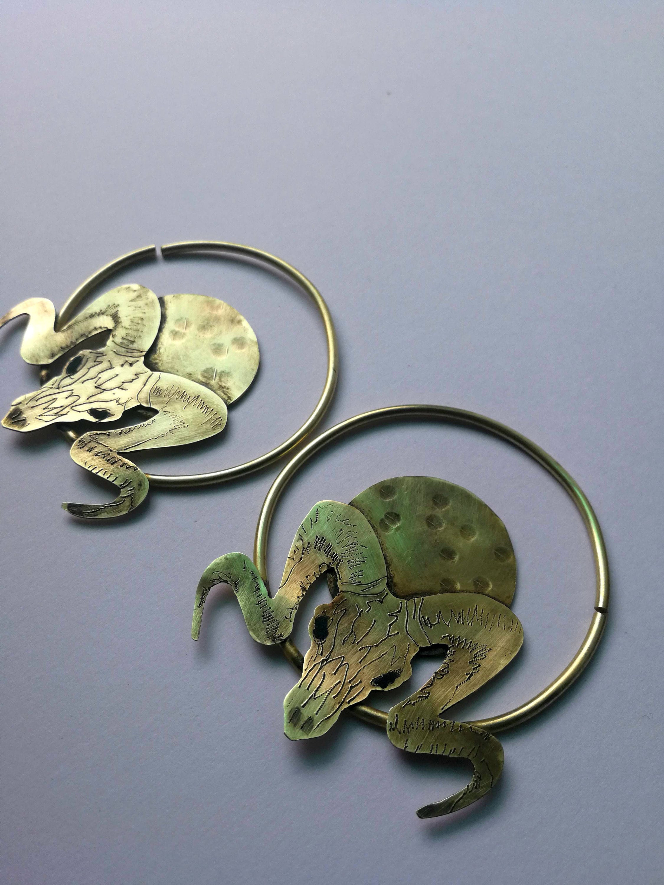 10 gauge Animal Skull Hoops Hoops for Plugs Stretched Ear | Etsy