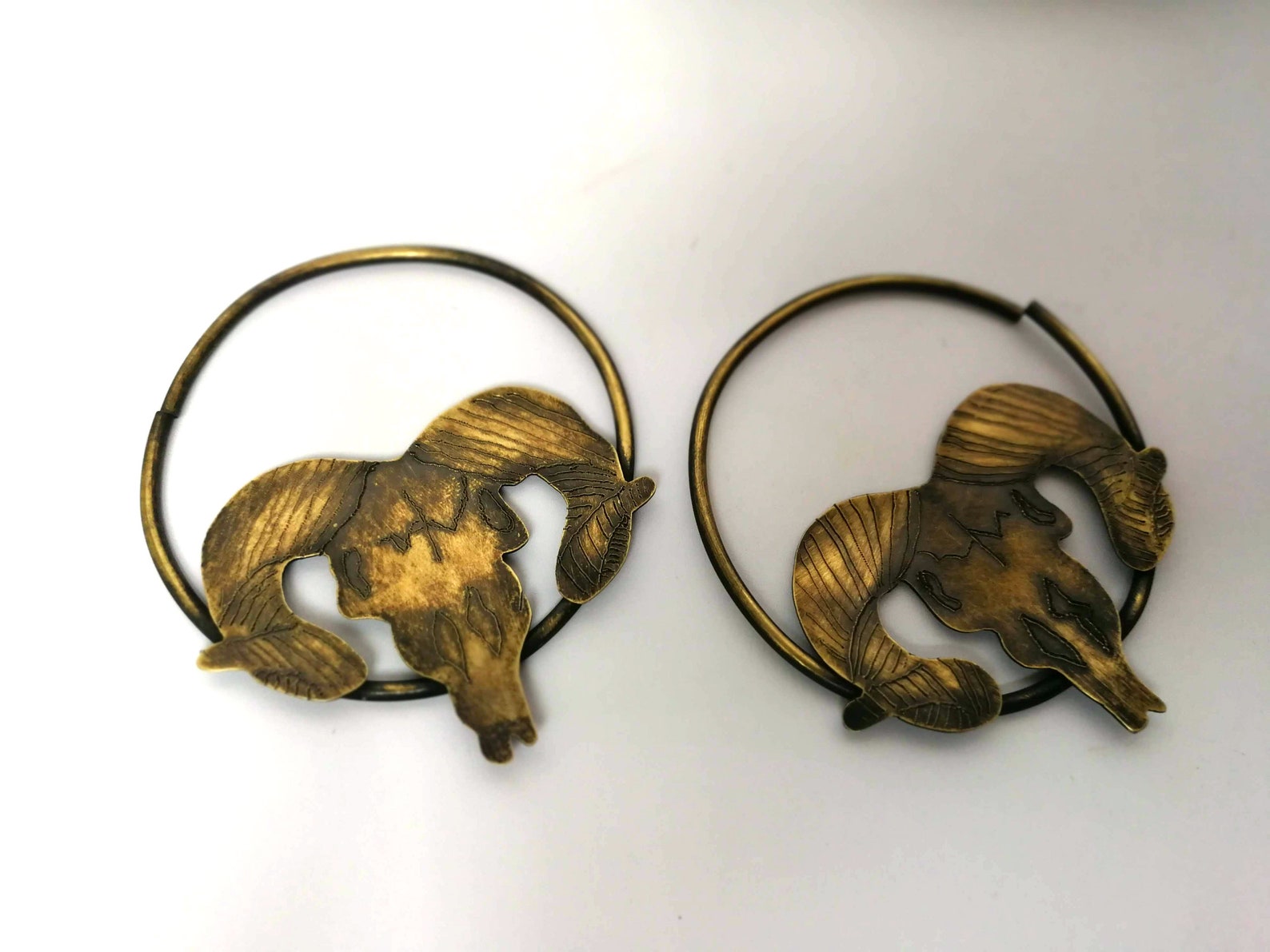 10 Gauge Animal Skull Hoops Brass Hoops for Plugs - Etsy