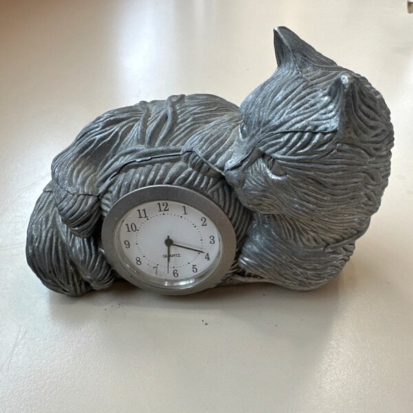 Black Cat Vintage Clock - Etsy